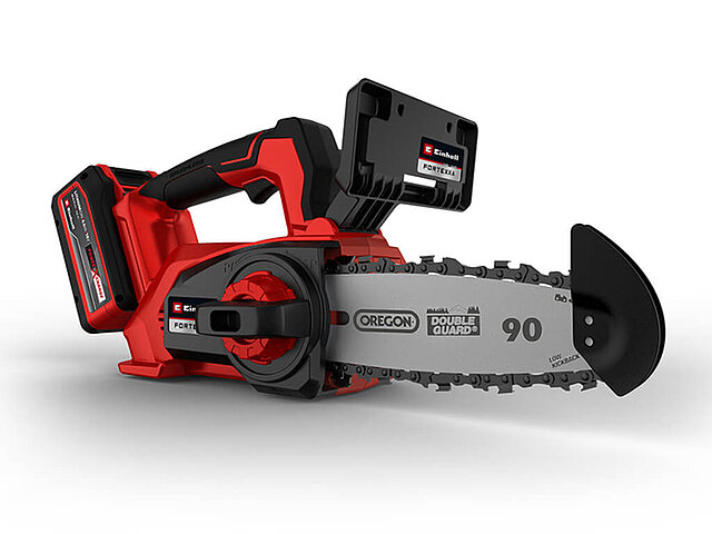 Comparison of cordless and single-handed chainsaws | Einhell Blog